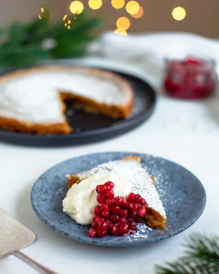 Julig Saffranskladdkaka Med Vit Choklad - Utan Gluten Eller ägg | Baka ...