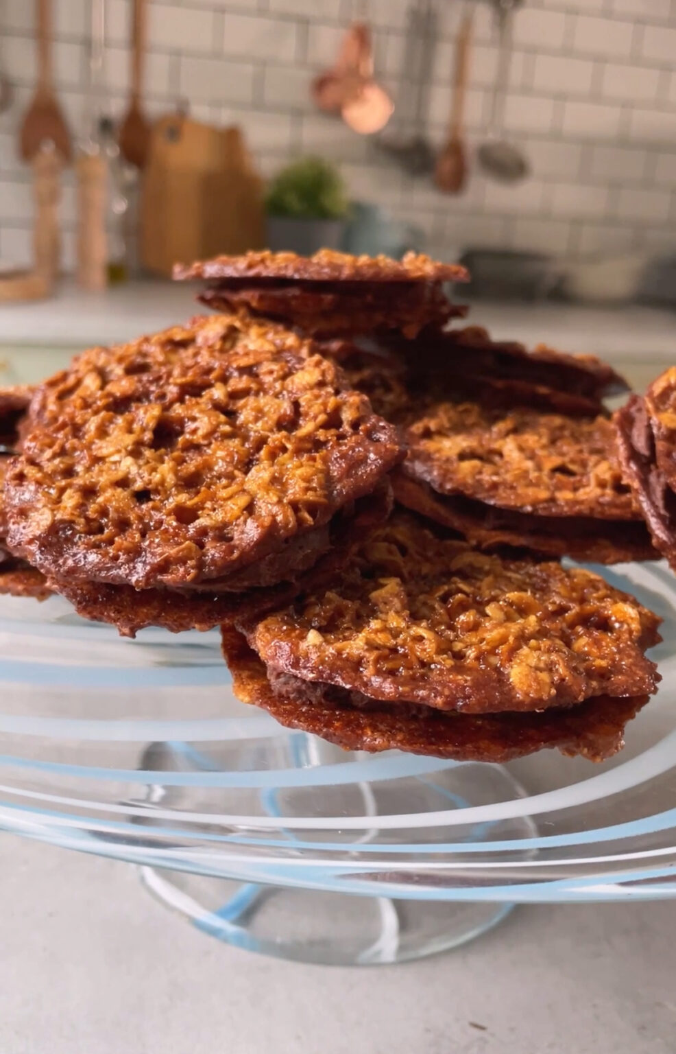 Dubbla Havreflarn Med Apelsinchoklad-fyllning | Baka Med Nina ...